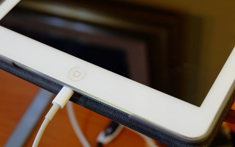 Best Wireless Chargers for iPad | iPadinTouch